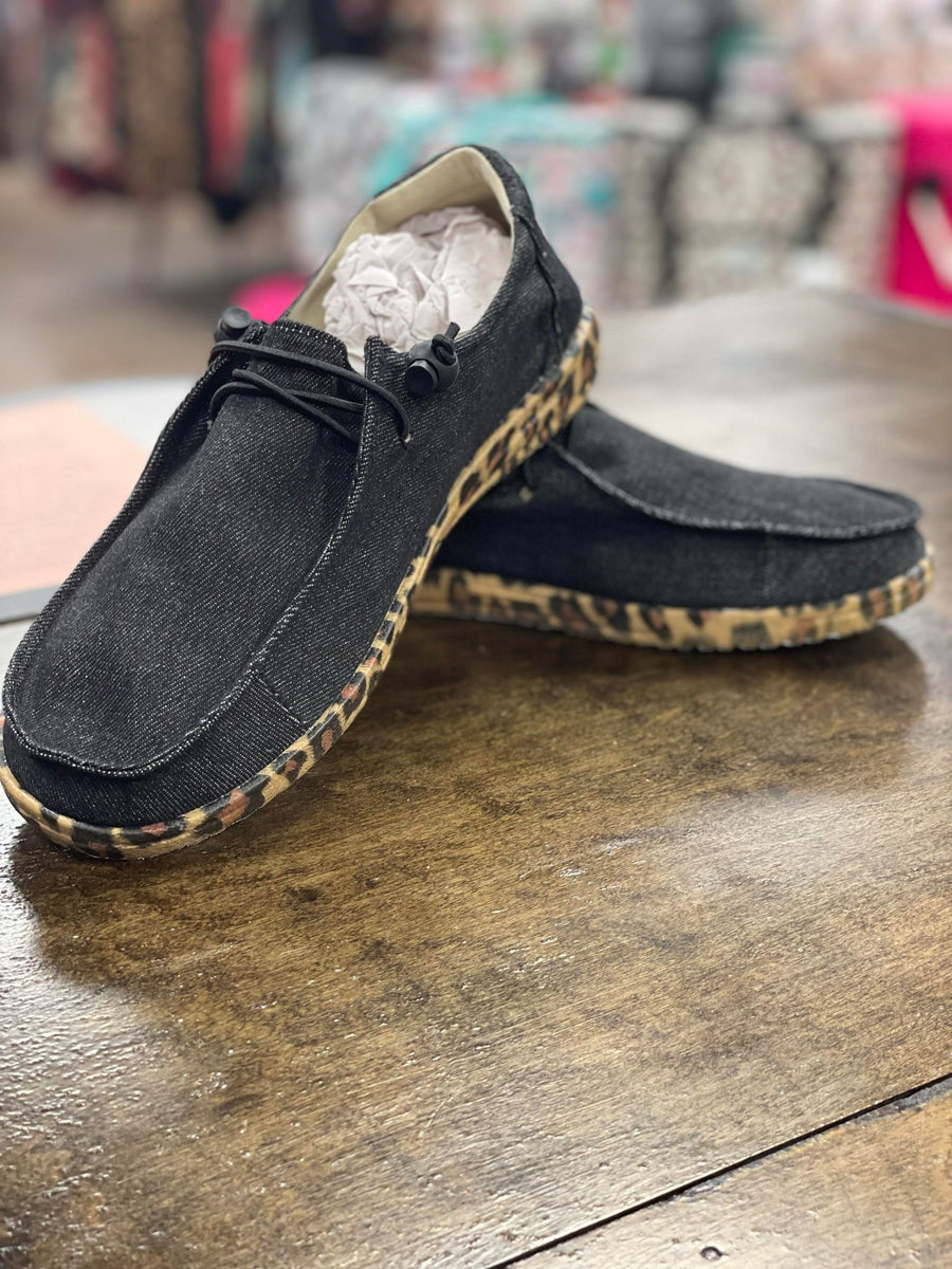 Kayak Black Leopard Shoe – Rhinestone Divaz